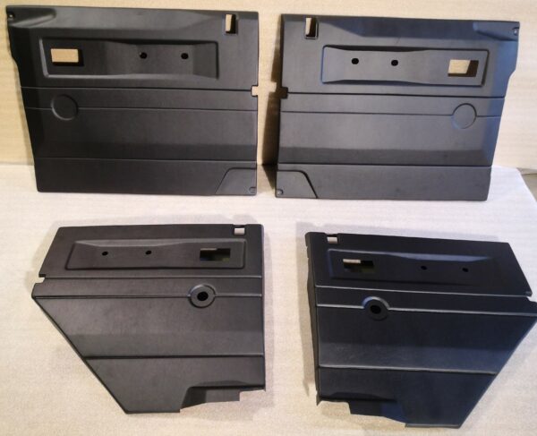 DEFENDER PUMA DOORS - SET OF 4 - DOP - Defender Our Passion by Rui Alves